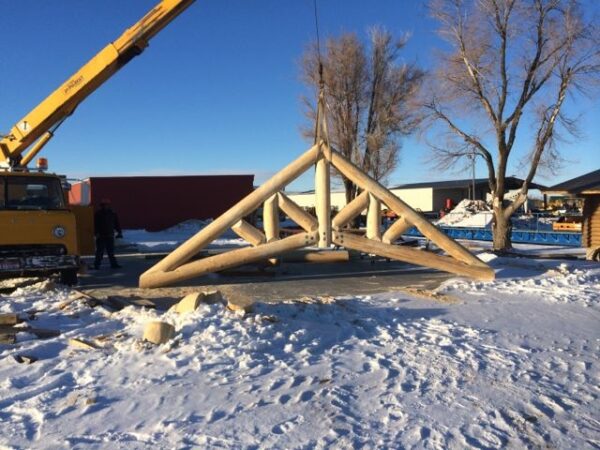 Log & Timber Trusses - Log Home Outlet